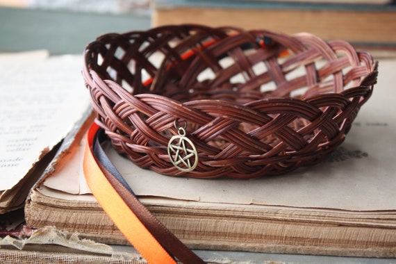 Samhain Offering Basket All Hallow's Eve | Etsy