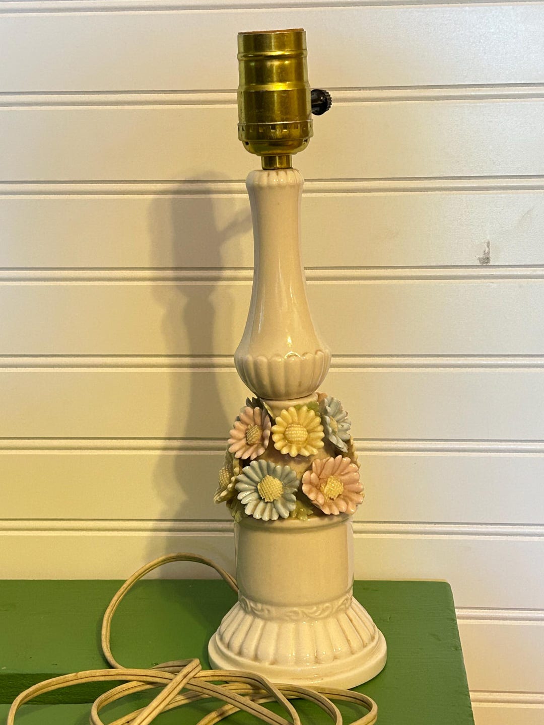 Vintage Glass Daisy Lamp - Etsy
