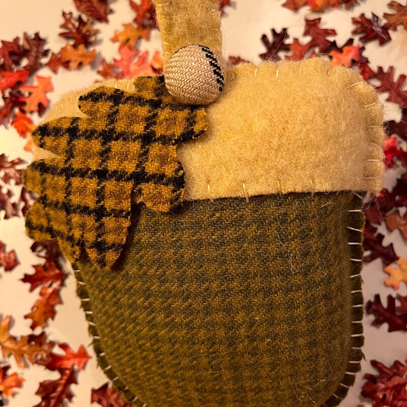 Acorn Button - Etsy