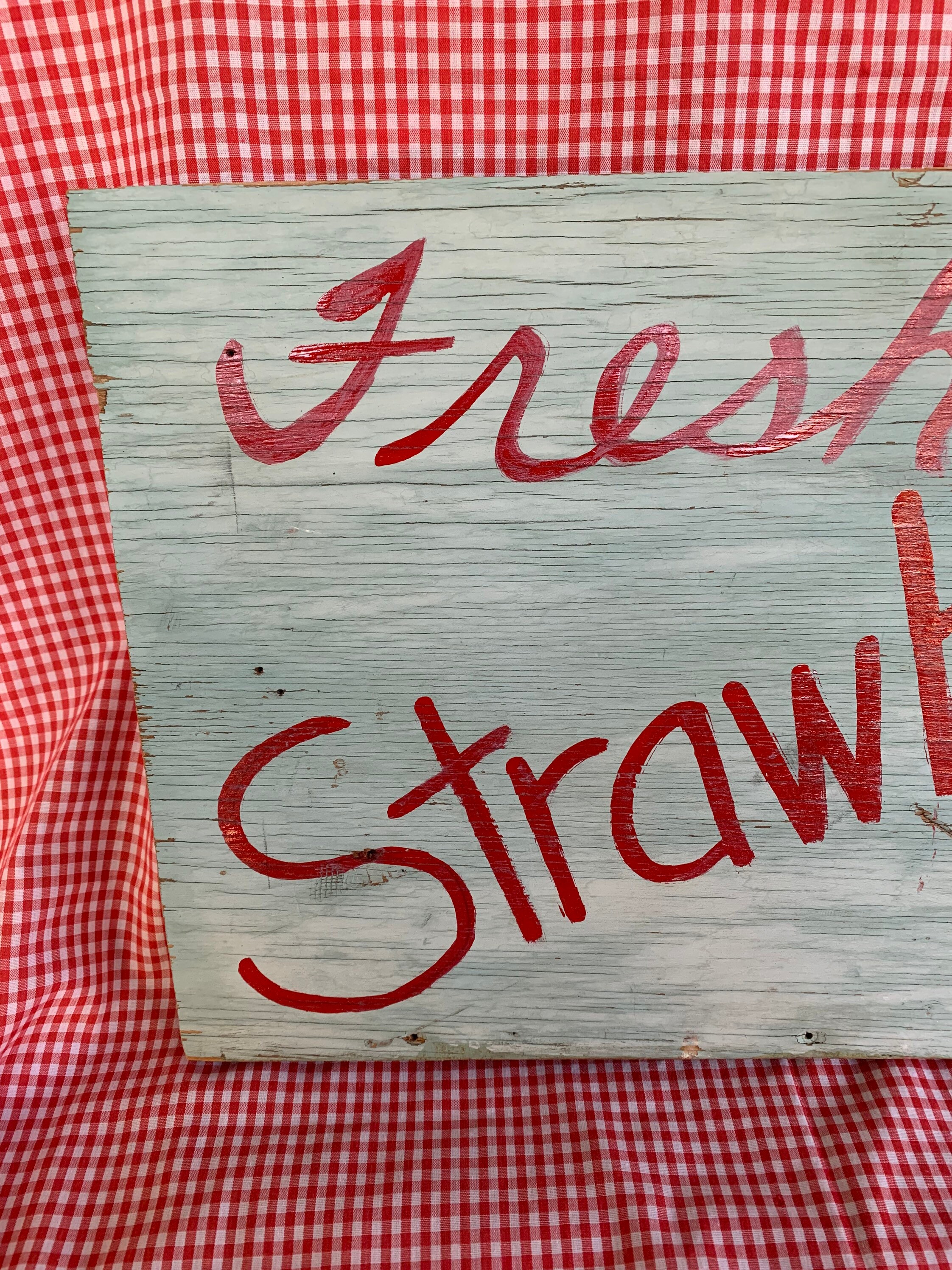 Vintage Wood Strawberry Sign - Etsy