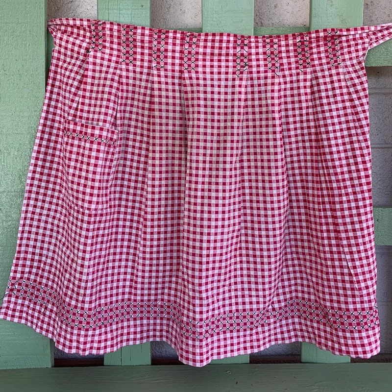 Red Gingham Apron - Etsy