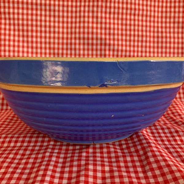 Ribbed Bowl - Etsy