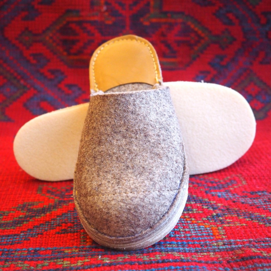 Personalized Wool Felt Slippers: Handmade Cozy Family Gift - Etsy