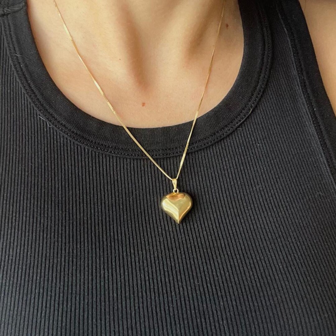18K Solid Gold Heart Pendant With Delicate Design, Perfect for Everyday ...