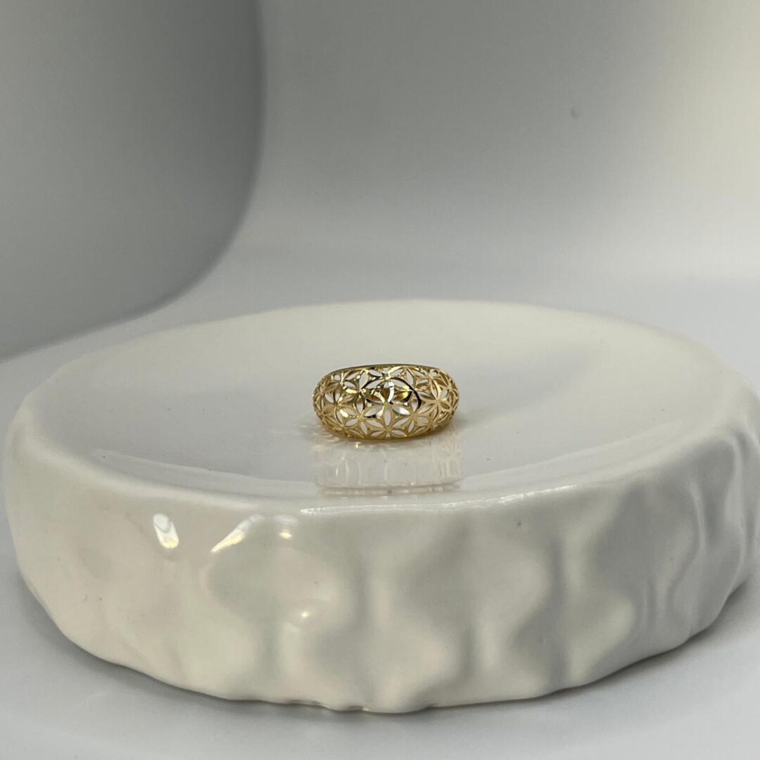 18K Solid Gold Floral Pattern Ring, Elegant Flower Design Stacking Ring ...