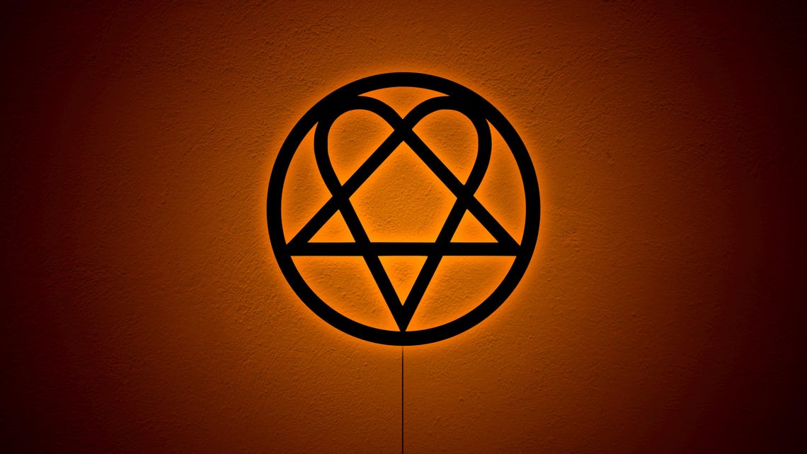 Heartagram RGB Wall Light, Heartagram Symbol LED Wall Art, Heart and ...