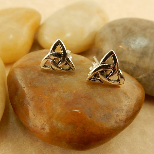 Trinity Knot Earring - Etsy