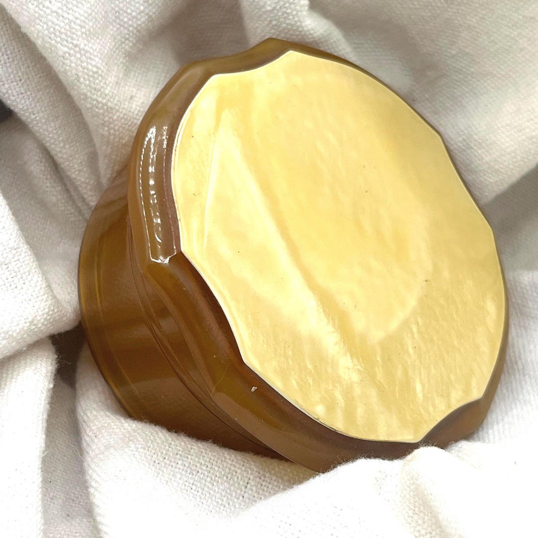 Vintage Art Deco Amber Bakelite Vanity Jar - Pearlized Scalloped Lid ...