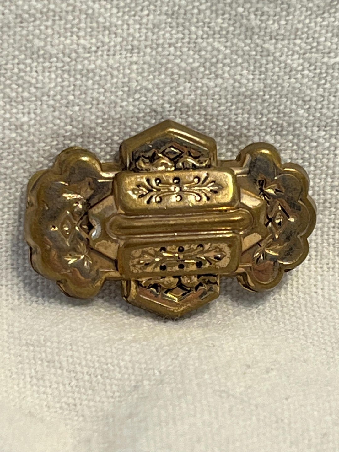 Antique Victorian Gold Toned Pin - Etsy