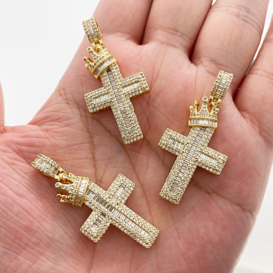Rounded Arm Cross Pendant in Classic CZ Design – Vintage Christian ...