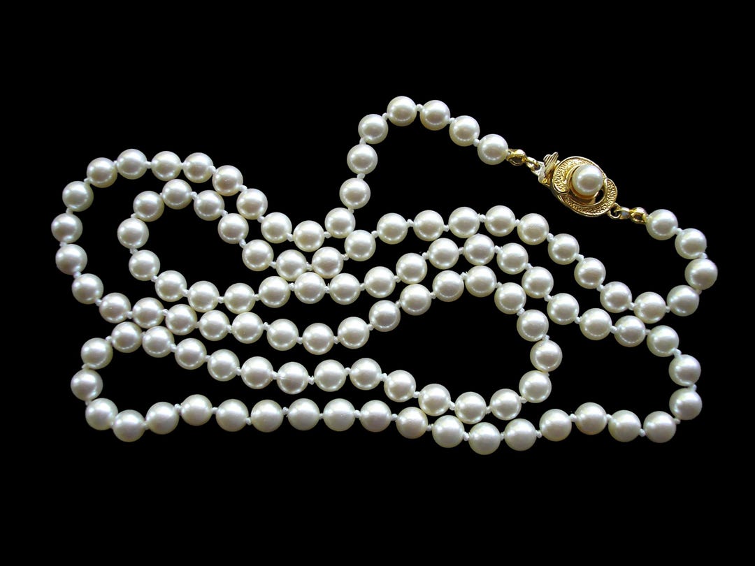 MAJORICA STYLE Long Pearl Necklace, Hand-knotted White Pearl Necklace ...
