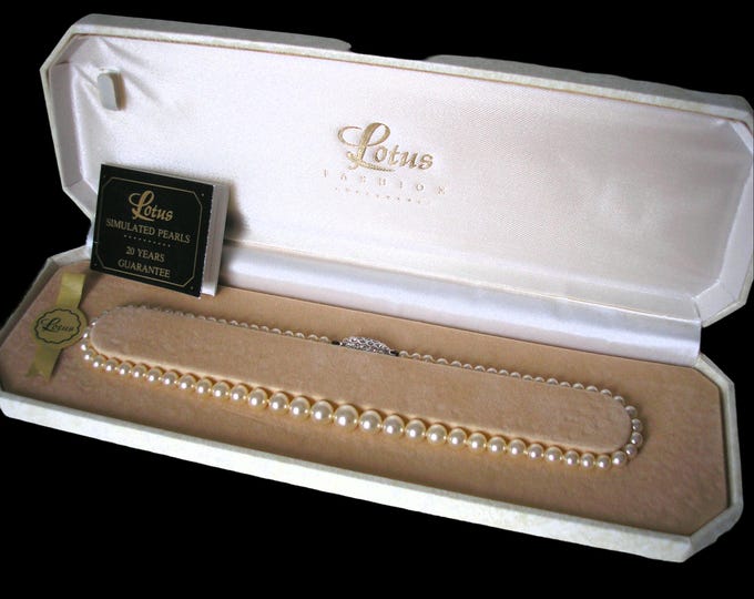 LOTUS Single Strand Pearl Necklace, Lotus Fashion Pearls, Ivory Pearl ...