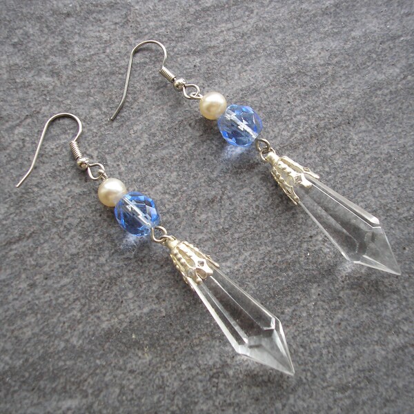 Repurposed Chandelier Crystals - Etsy