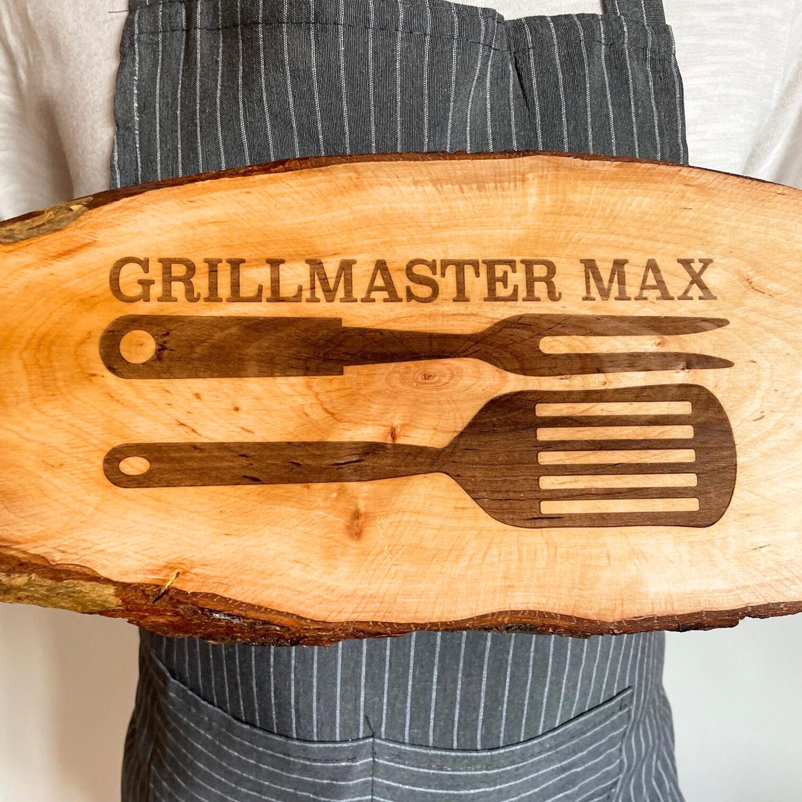 Personalized Bark Edge BBQ Board, Grillmaster Gift, Rustic Wood ...