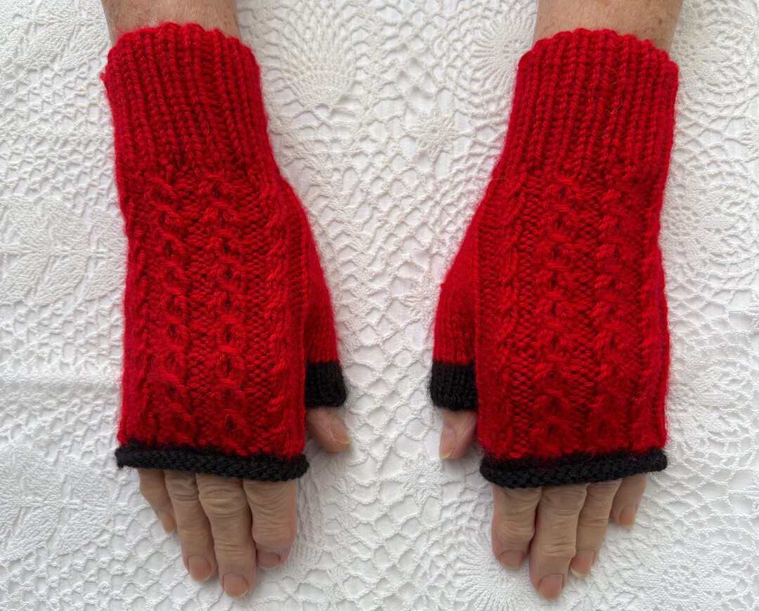 Mittens Wool Fingerless Texting Red Black Cables Hand Knit Women Ladies ...