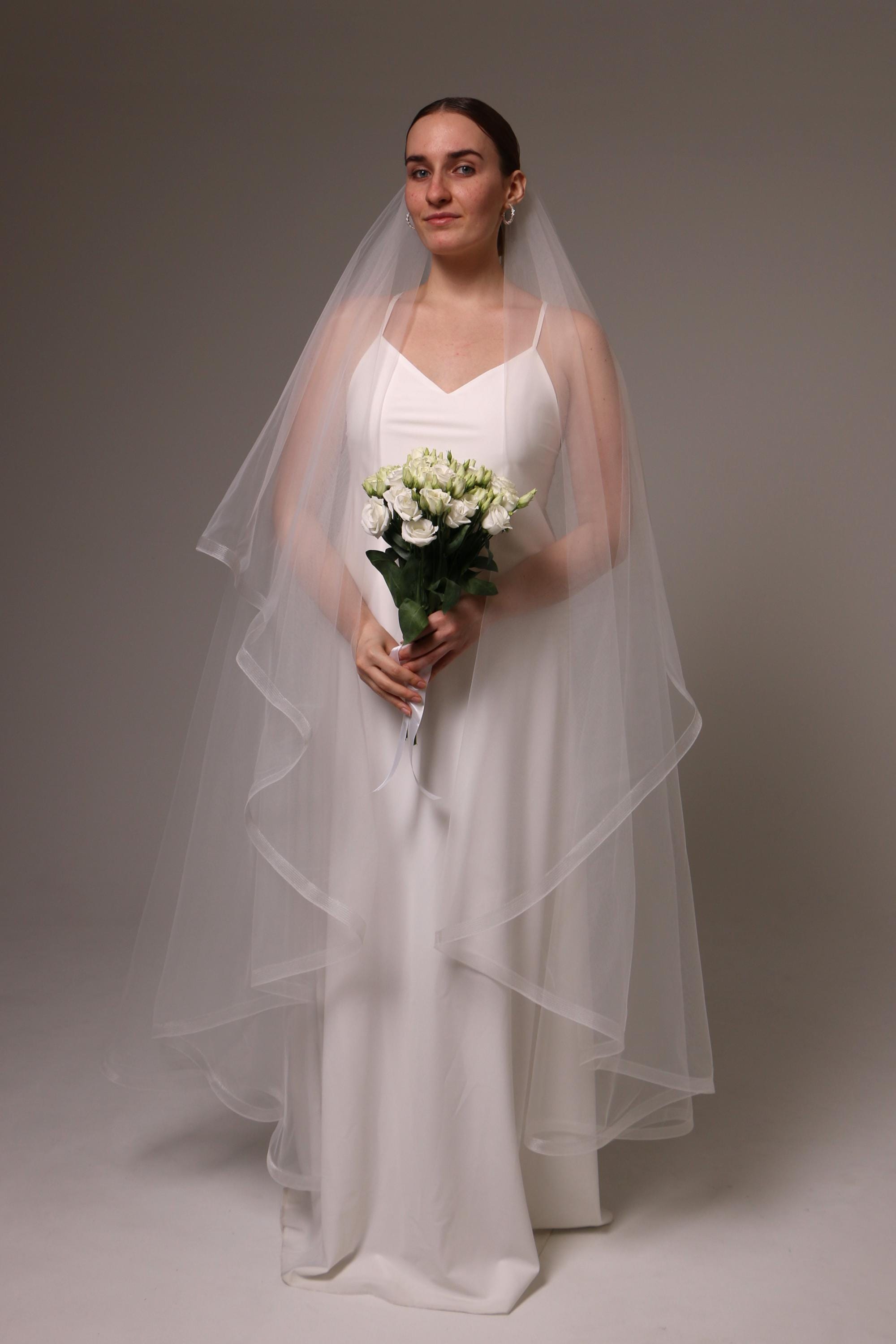 Elegant Two-tier Wedding Veil With Horsehair Edge – Cascading Bridal ...
