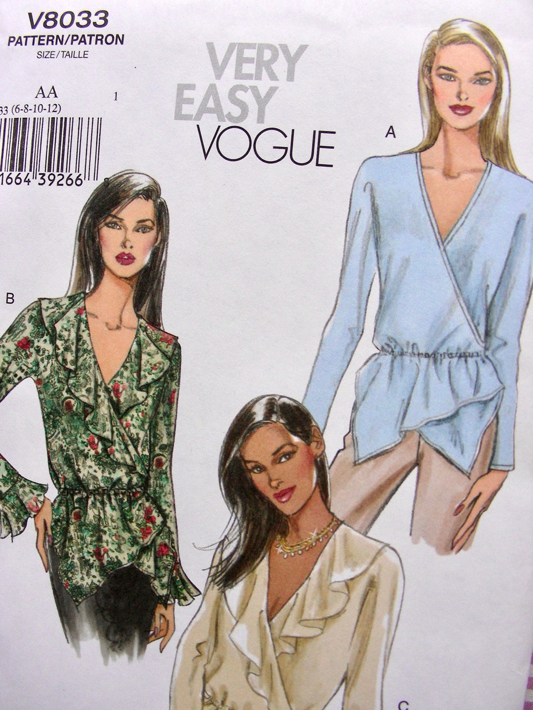 UNCUT Vogue Pattern V8033 VERY EASY / Misses' Romantic V-neckline Wrap ...