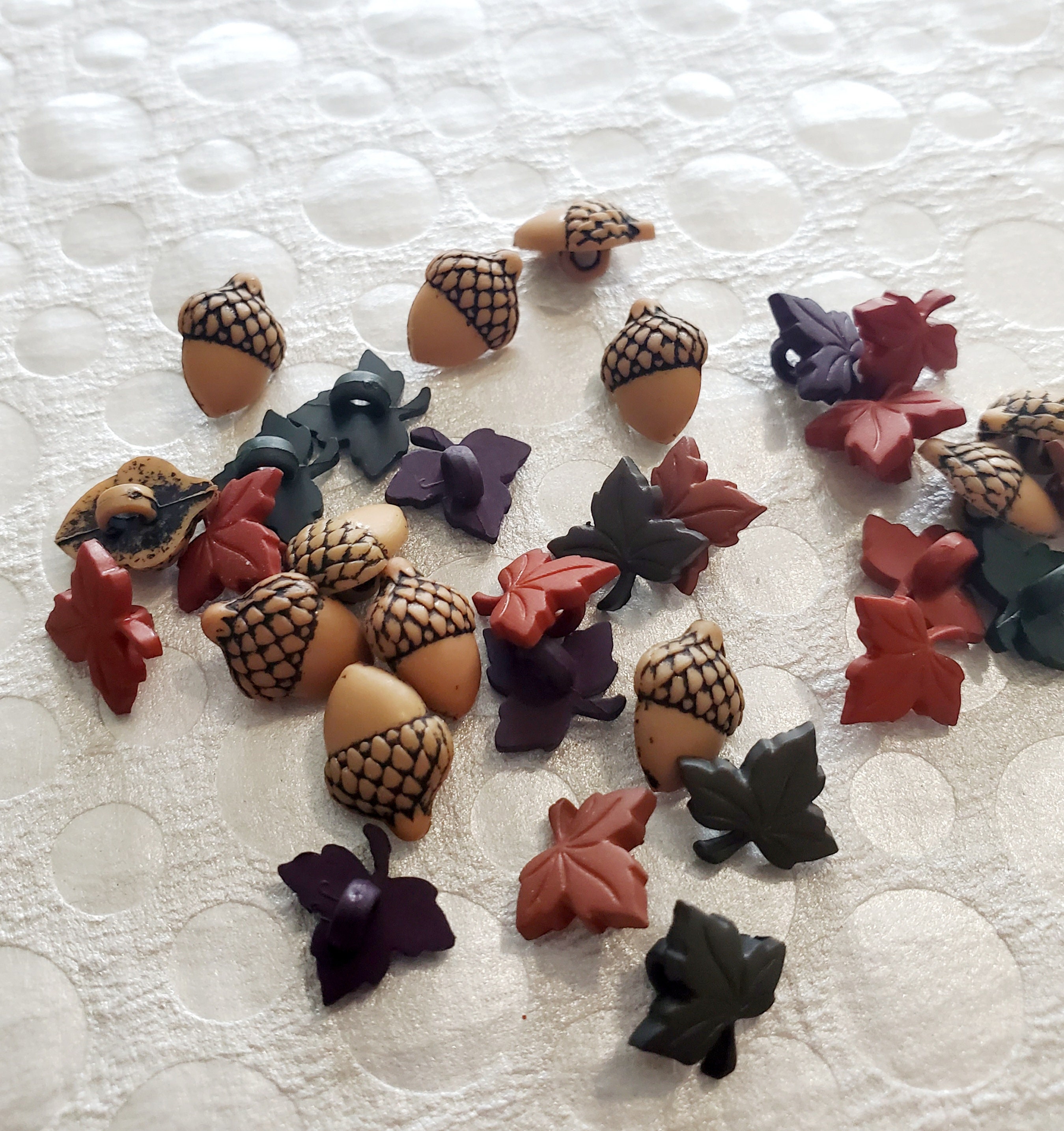 Micro Fall Leaf Shank Buttons - Etsy