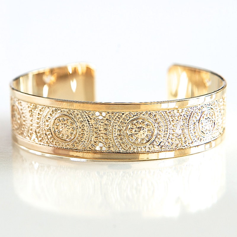 Gold Cuff Bracelet - Etsy