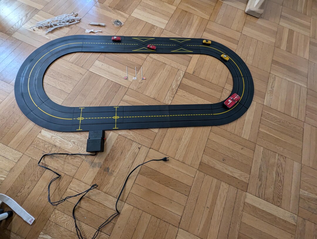 Early 1960's LIONEL Slot Car Set--complete. Untested - Etsy