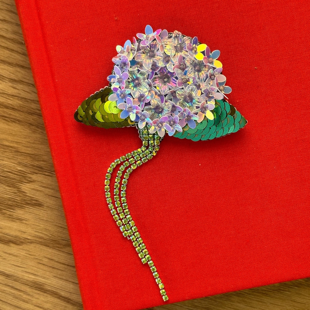 Violet Hydrangea Brooch – Beaded Flower Pin – Gift for Mom, Sister ...
