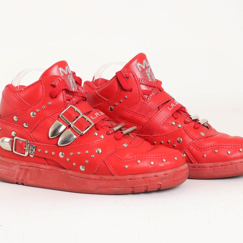 La Gear Sneaker - Etsy