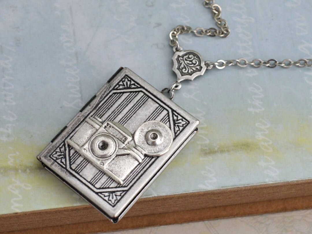 Silver Locket Necklace, THE CAMERA LOCKET, Vintage Camera Charm Locket ...