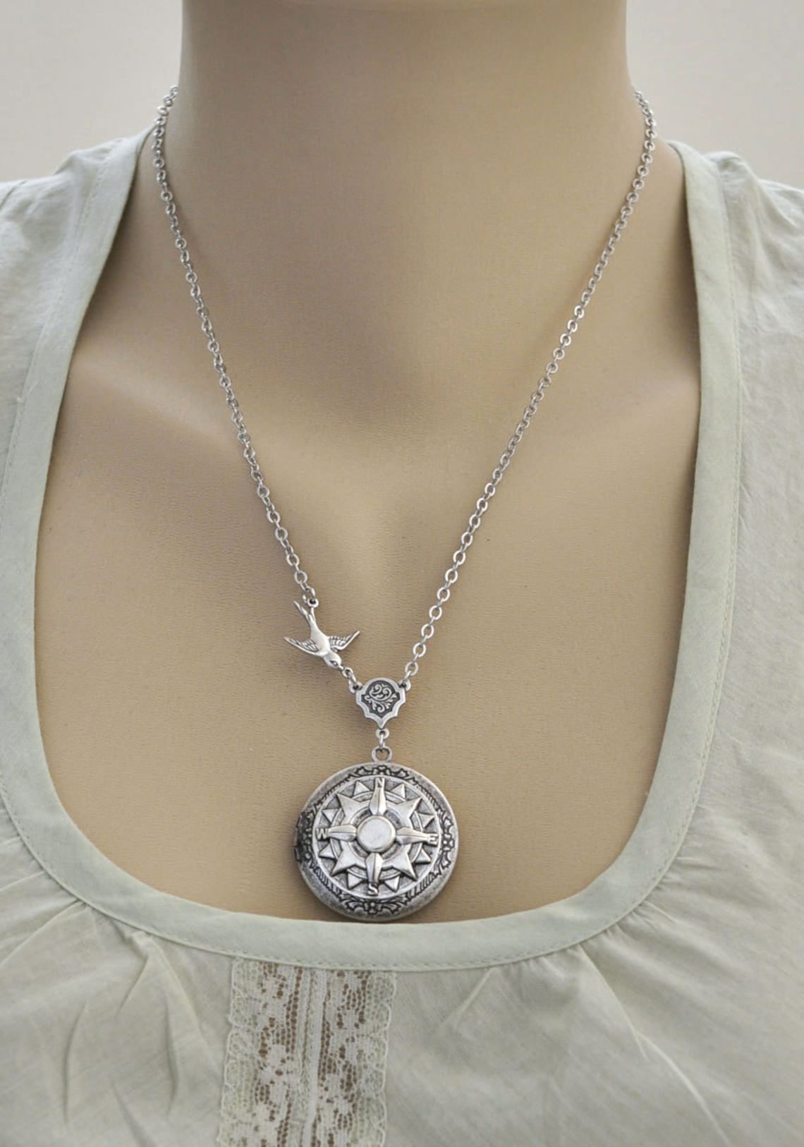 Silver compass locket GUIDANCE antiqued silver plated | Etsy