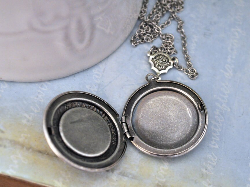 Silver Locket Necklace THE ETERNAL KNOT Celtic Knot Locket | Etsy