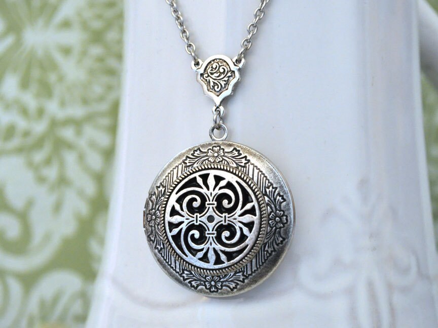 Silver Locket Necklace THE ETERNAL KNOT Celtic Knot Locket | Etsy