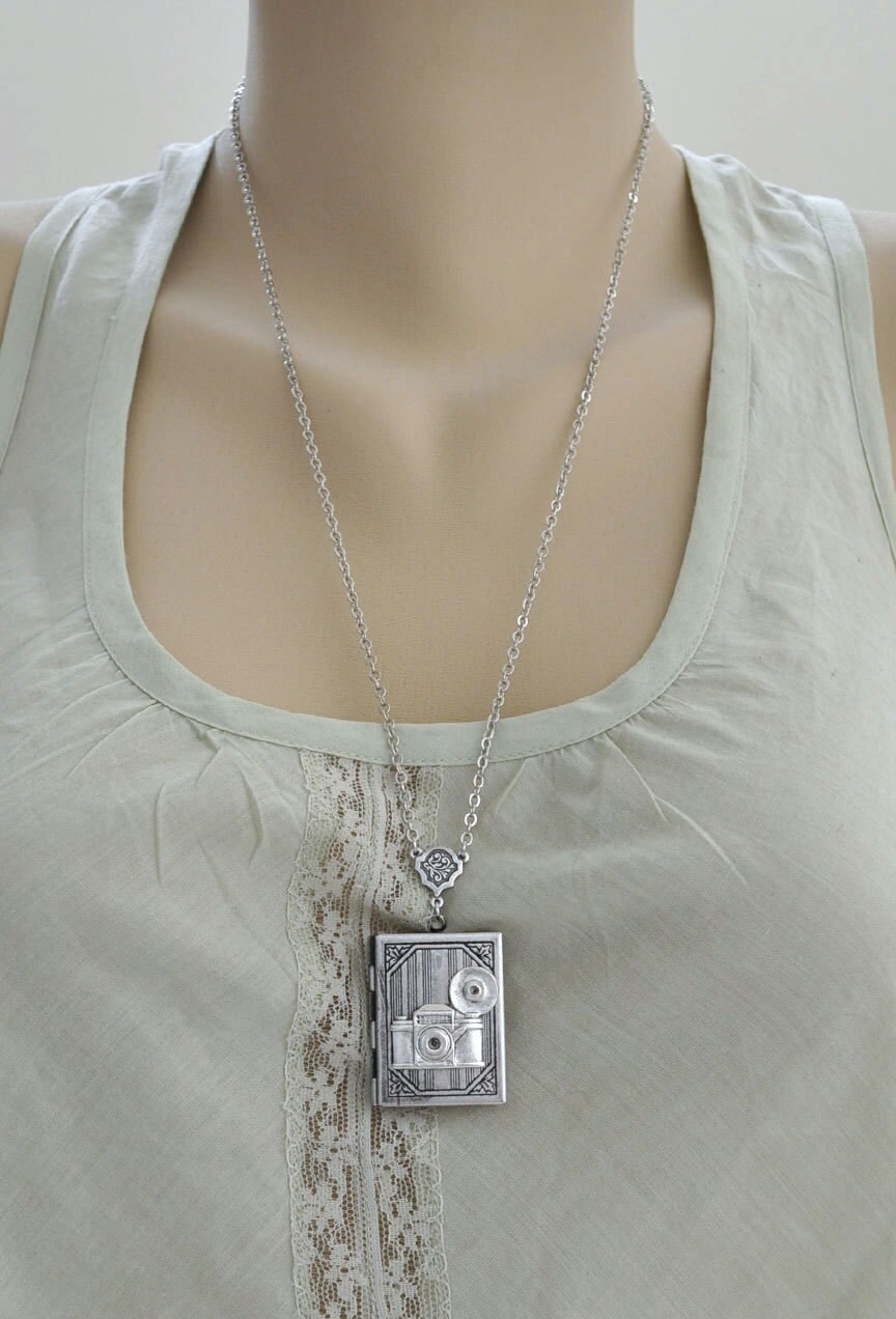 Silver Locket Necklace THE CAMERA LOCKET Vintage Camera - Etsy