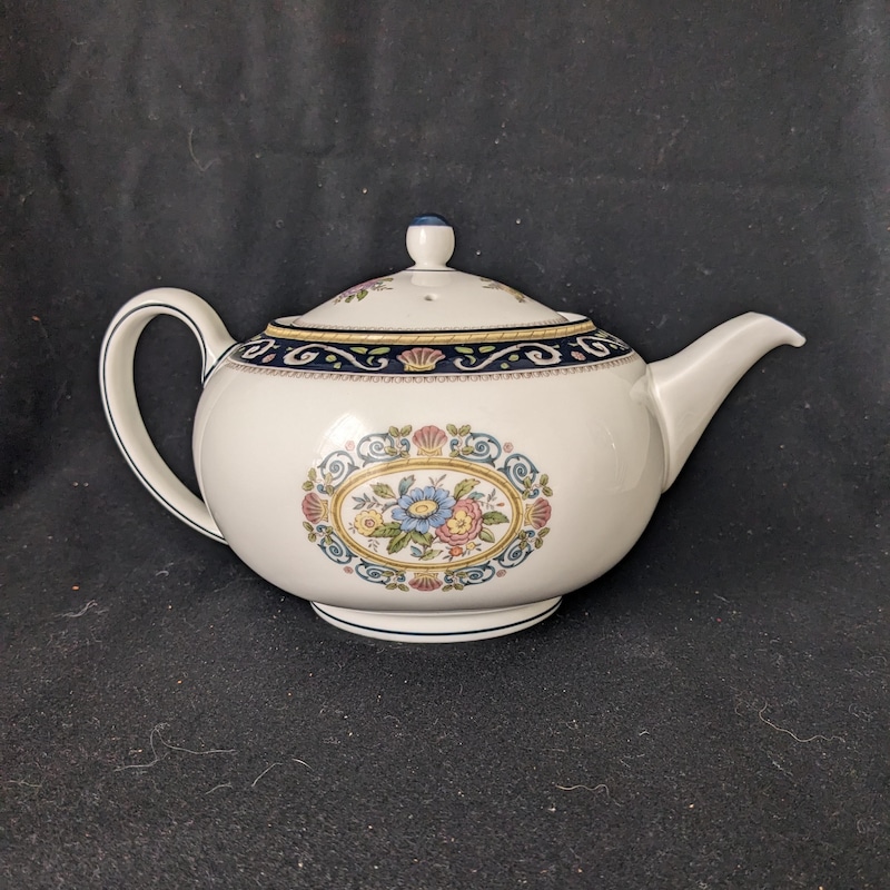 Vintage Teapot Wedgewood - Etsy