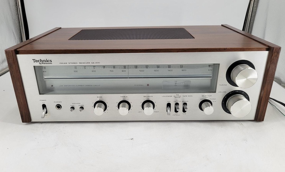 Technics SA-200 Integrated Amplifier FM AM Receiver Silver Face - Works ...