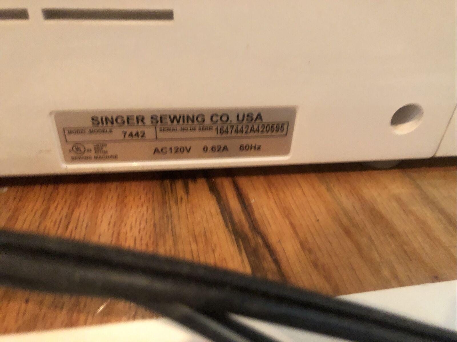 SINGER 7442 Electronic Sewing Machine With Foot Pedal Control and Power ...