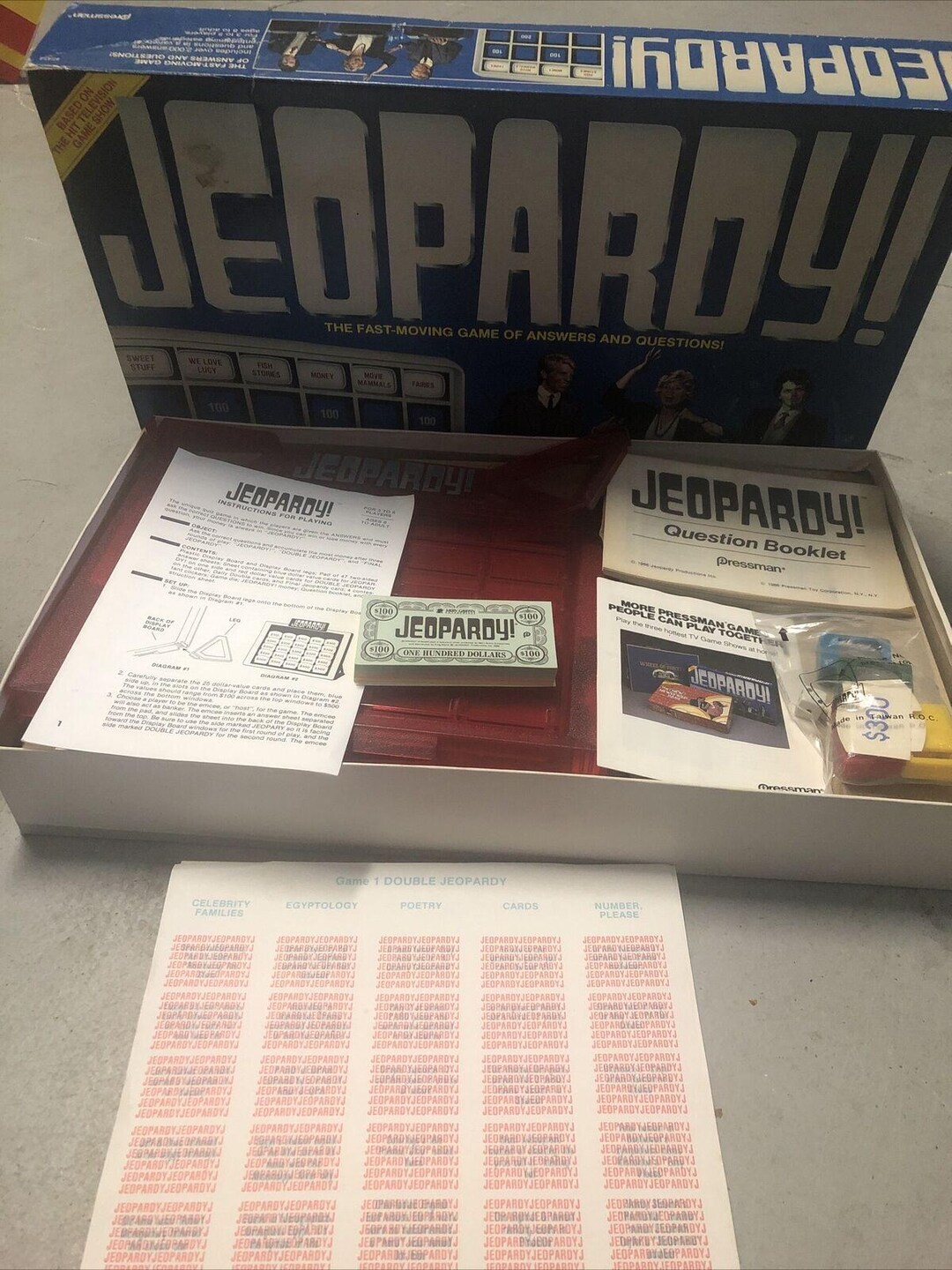 Jeopardy Pressman Games 1986 Board Game 3-5 Players Ages 8+ Complete ...
