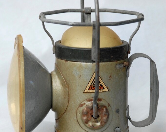 Vintage Delta Powerlite Lantern - Etsy