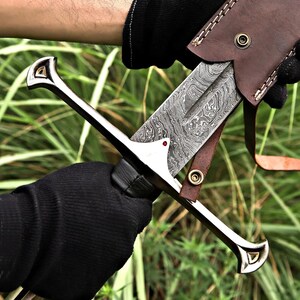 Hand-forged Medieval Longsword: Damascus Steel Knight Sword With ...