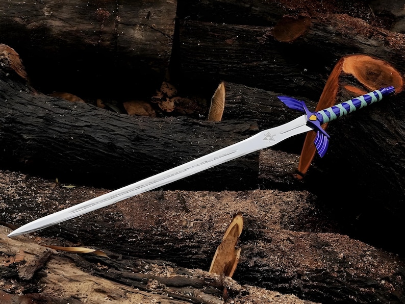Hand-forged Medieval Longsword: Damascus Steel Knight Sword With ...