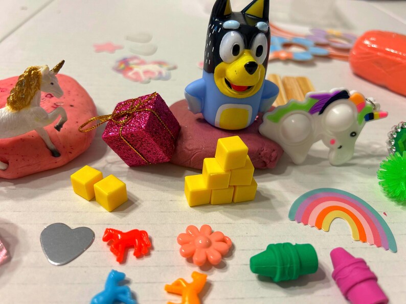 Bluey Inspired A Heeler Playdate playdough Sensory Play Kit, Travel ...