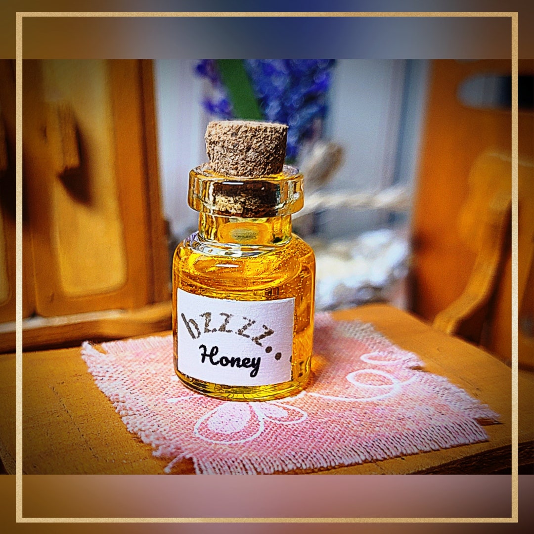 Miniature Honey Jar, Mini Dollhouse Food, Miniature Honey, Mini Honey ...