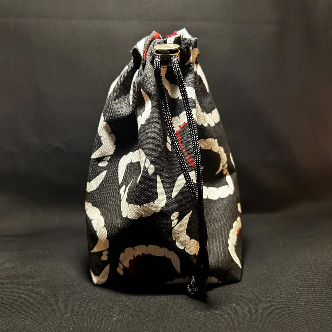 Nosferatu Dice Bag | Glow in the Dark Vampire Fangs, DND, TTRPG - Etsy