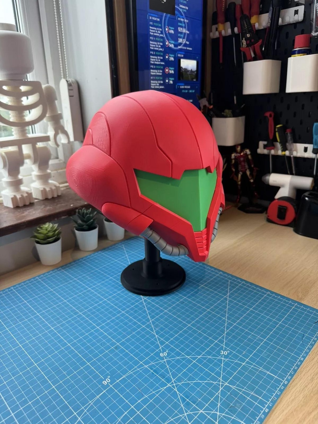 Samus Aran Metroid 3d Printed Helmet Mask With Stand - Etsy