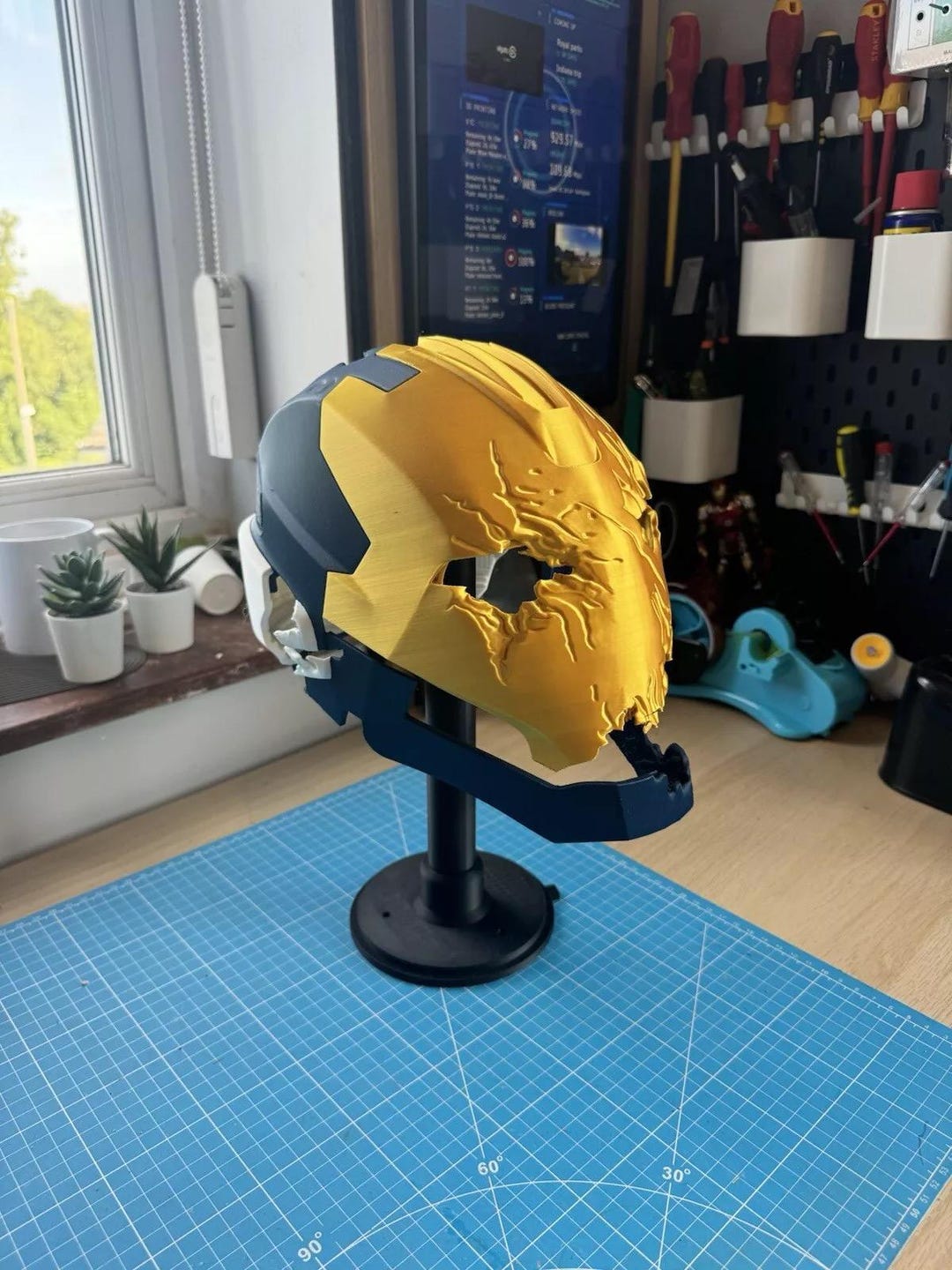 Iron Legion Battle Damaged Wearable 3d Printed Magnetic Helmet Mask Man ...