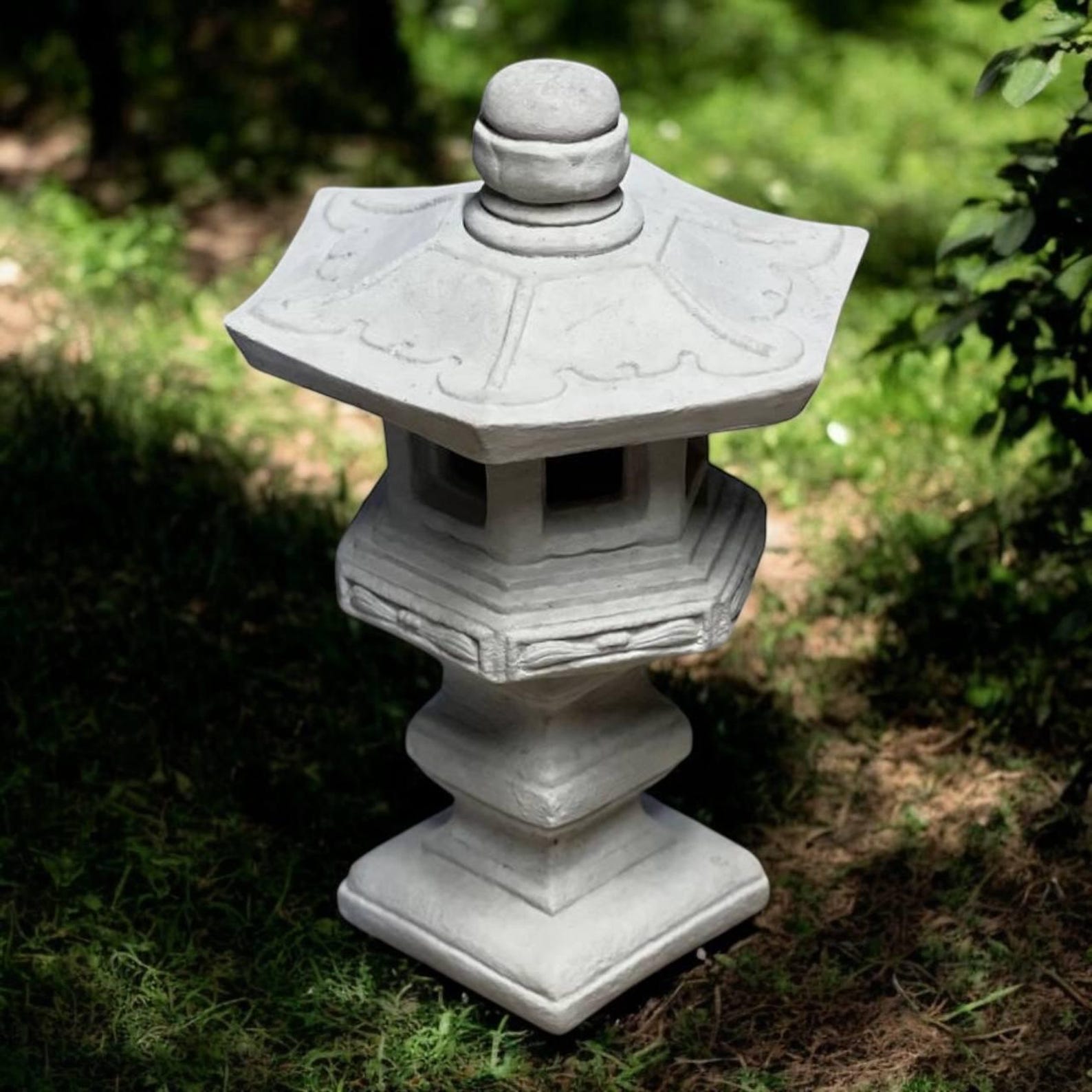Garden Pagoda Statue / Concrete Zen Style / Lawn Lantern Idea / Outdoor ...