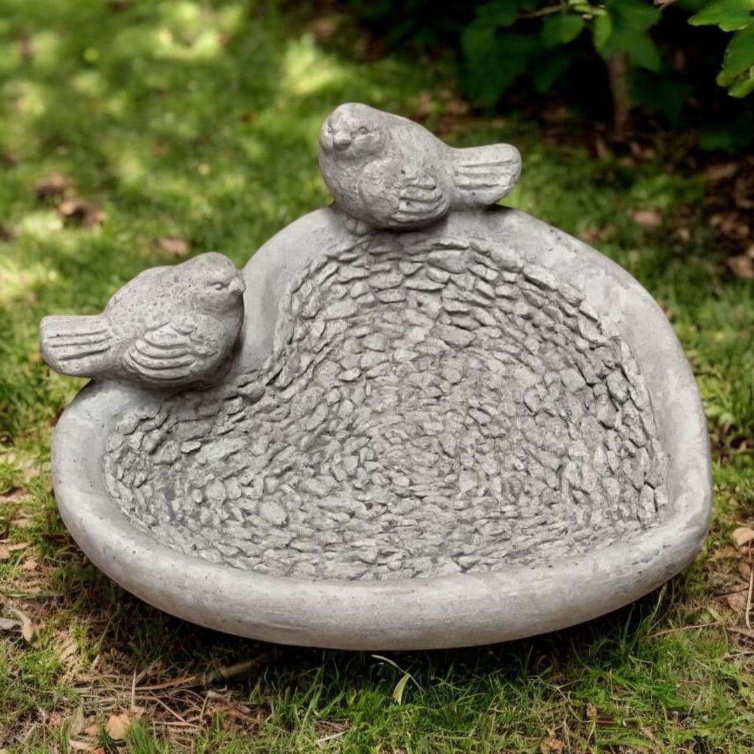 Garden Bird Bath Statue / Yard Drinker Idea / Bird Bath Ornament / Lawn ...