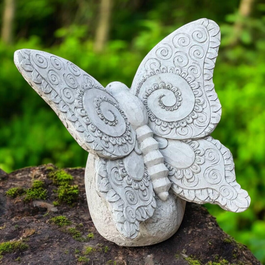 Garden Butterfly Sculpture / Concrete Ornament / Yard Beton Art / Home ...