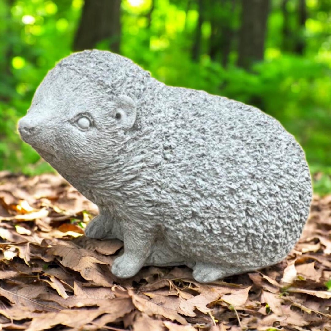 Realistic Hedgehog Statue / Garden Animal Ornament / Concrete Hedgehog ...