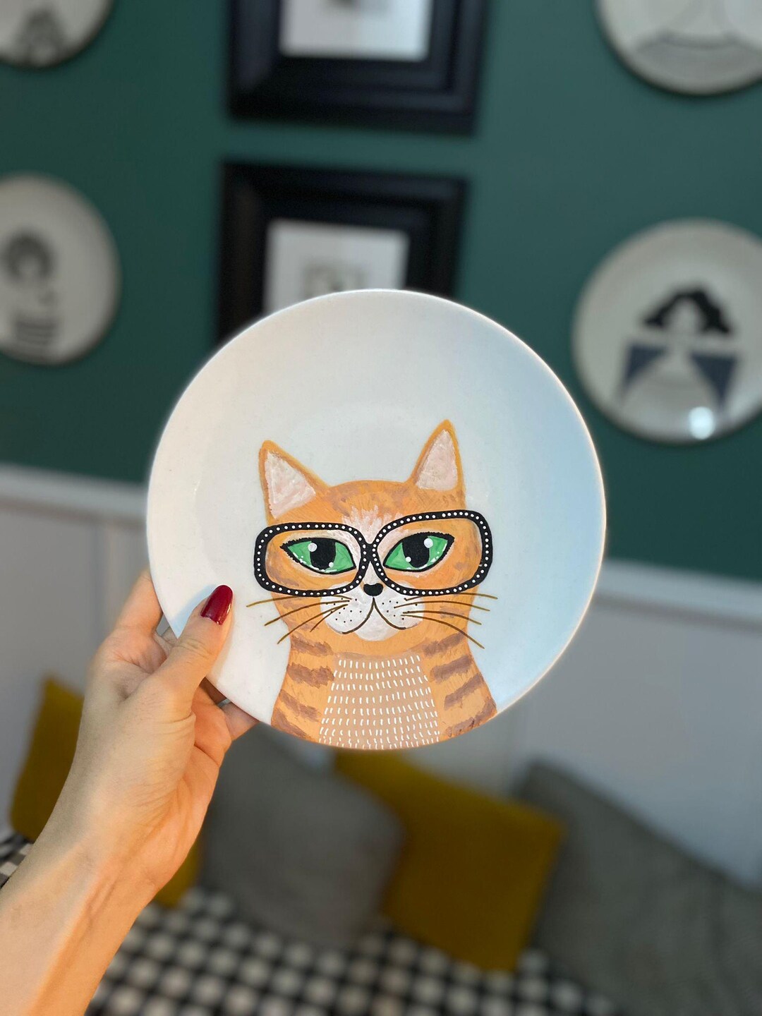 Milo Cat | Hand-painted Porcelain Plate - 21 Cm Decorative Wall Art - Etsy