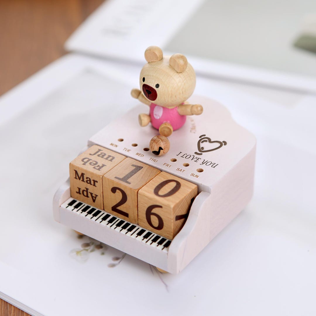 Birthday gift Custom Wooden Bear Music Box With Perpetual Calendar ...