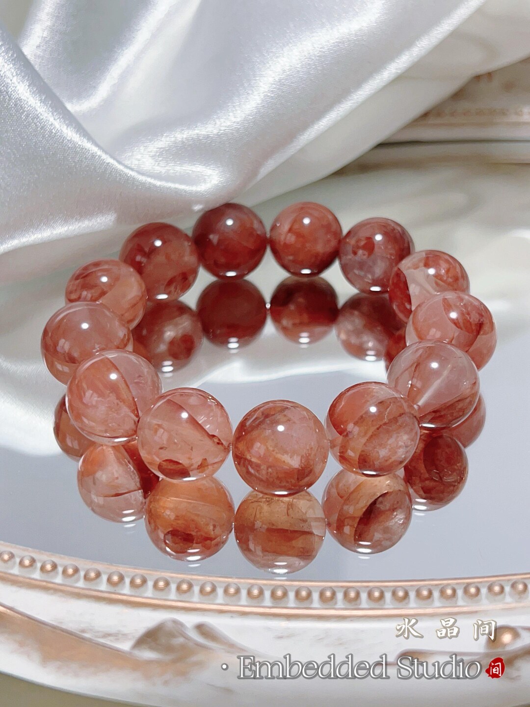 Natural 8A Red Garden Quartz Bracelet 17-18mm | Strawberry Phantom ...